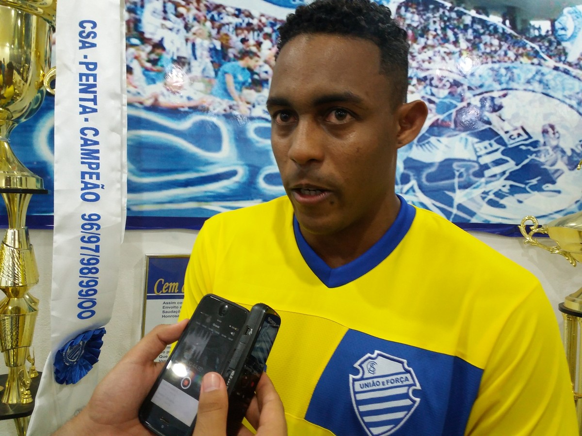 Alex Henrique chega a São Luís e aumenta opções de meias no Moto | moto ...