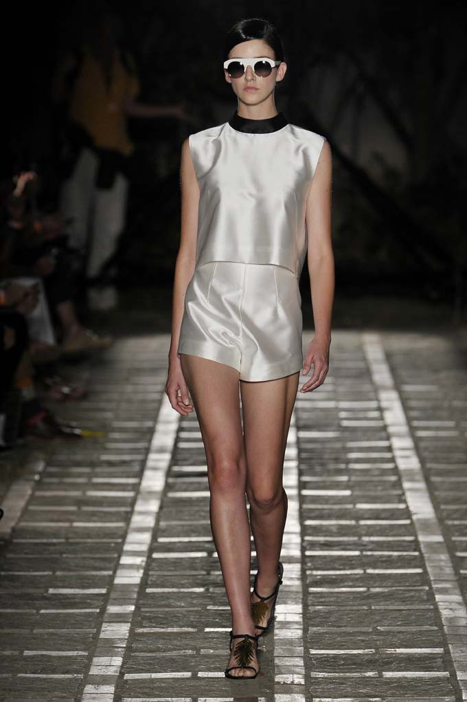 Osklen Praia | Rio de Janeiro | Verão 2015 | Desfiles | Vogue