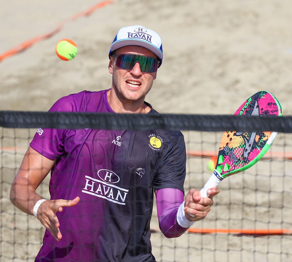Ao lado de francês, André Baran conquista primeiro título pelo Praia ...