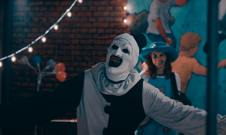 Terrifier 2: novo filme de terror faz público desmaiar, vomitar e ir ...