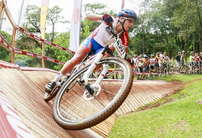 Isabella Lacerda reencontra vitória e foca Copa Internacional de MTB
