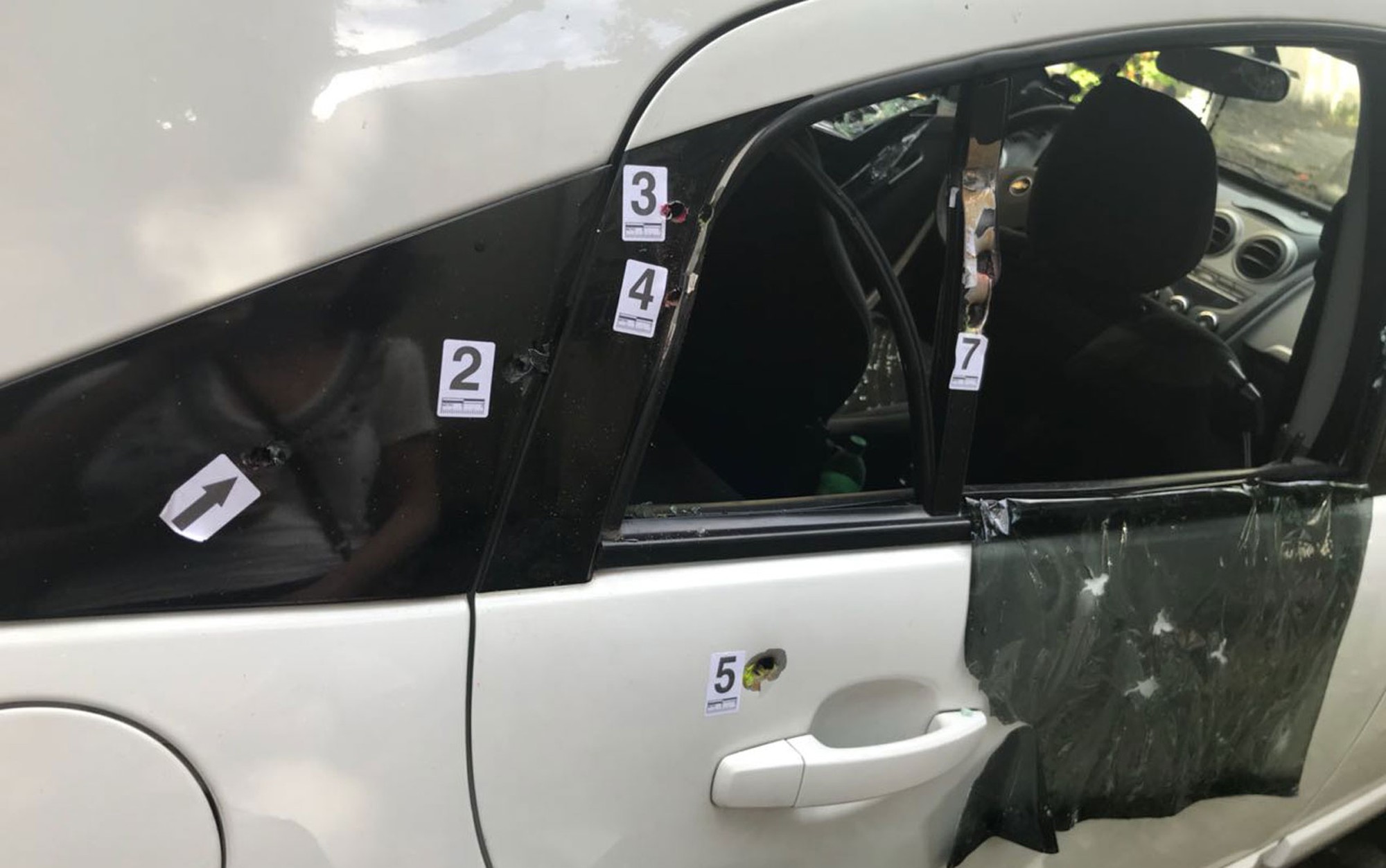 Corpos De Marielle Franco E Motorista Anderson Gomes São Enterrados No