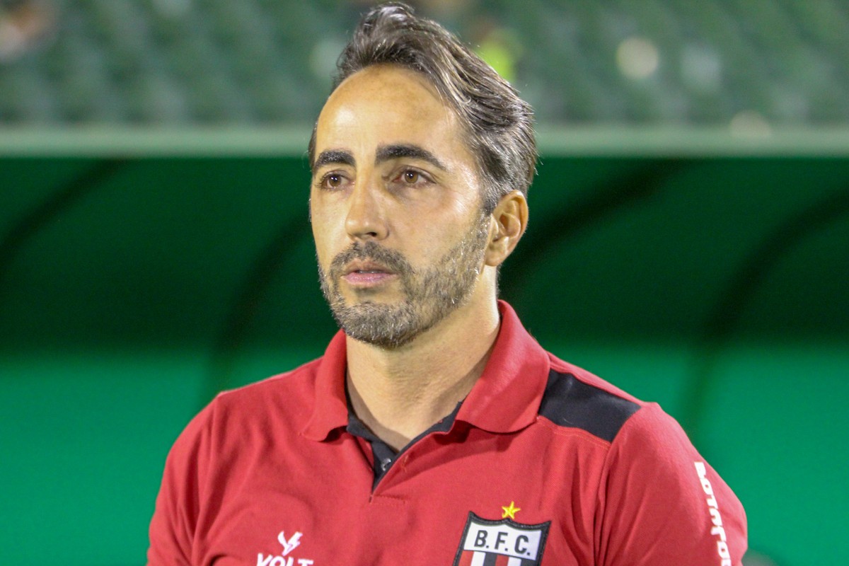 Após vitória, Zago fala em evolução gradativa e coloca Botafogo-SP na ...