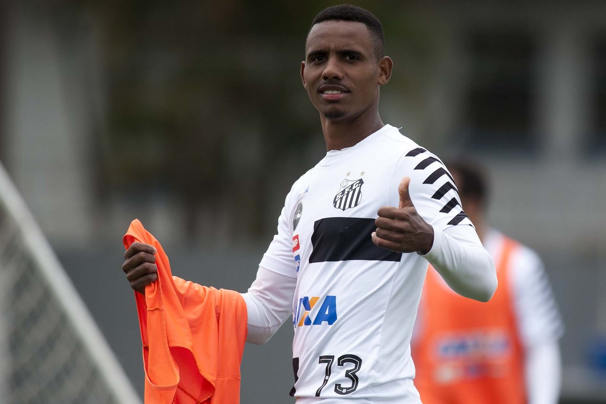 Diego Cardoso, Diogo Vitor... Veja os atletas do Santos B com contratos ...