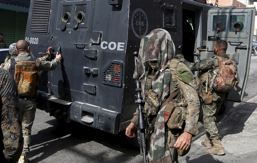 Sem câmeras no uniforme: PMs não usavam equipamento em operação que ...