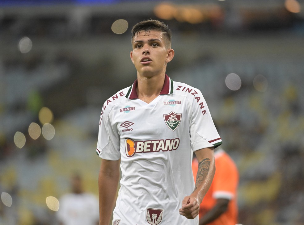 RSC PORTAL / Esportes / Giovanni narra dificuldades na Europa e projeta ...