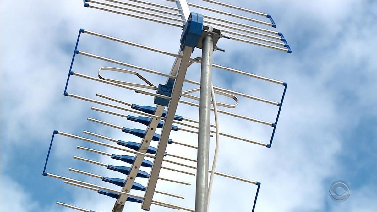 Tipos de antena e a direção para onde elas apontam são importantes na ...