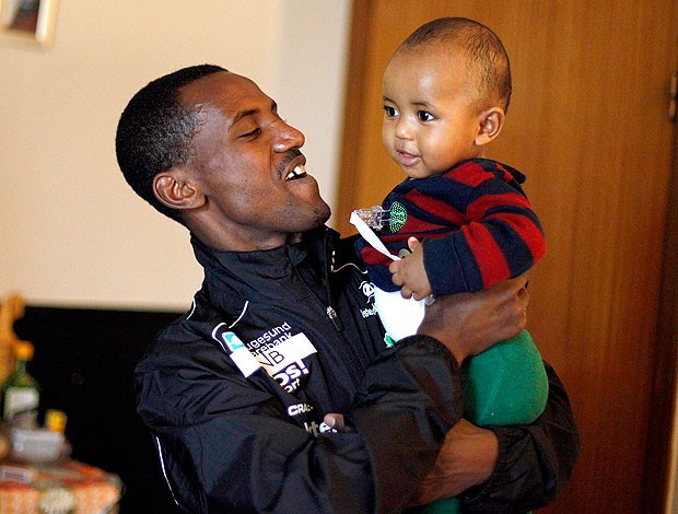 Faxineiro refugiado é o melhor maratonista da Noruega | globoesporte.com