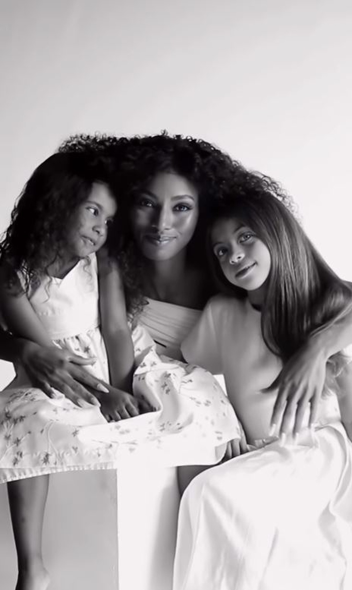 Tina, do 'BBB 23', mostra filhas pela primeira vez e encanta web: 'Meus ...