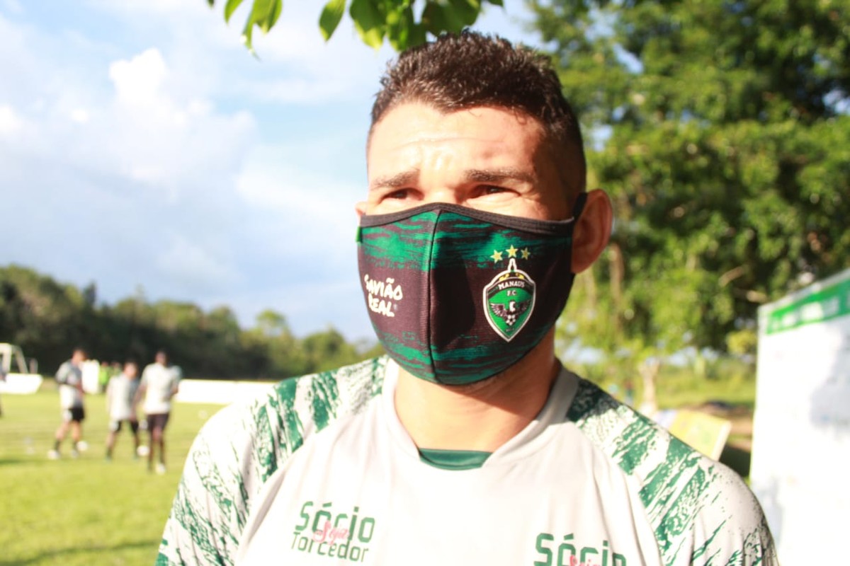 Com foco na estreia da Série C, Derlan revela reflexão após pausa ...