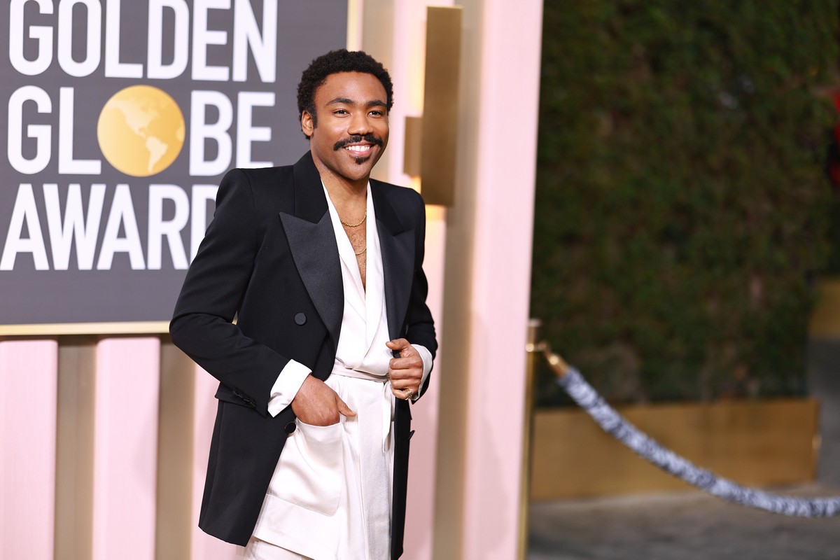 No Globo de Ouro, Donald Glover acerta até com seu look ‘só confortável ...