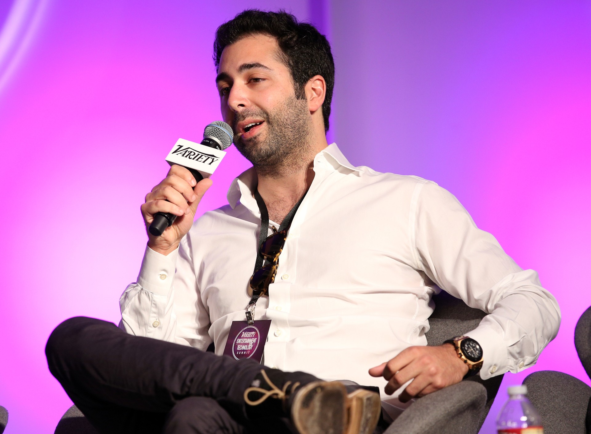 Cofundador do Tinder é suspenso após denúncias de assédio sexual ...