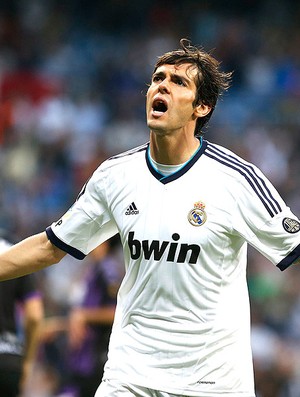 Diretor do Milan cita idade de Kaká e rejeita retorno do brasileiro ao ...