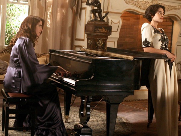 Violão, piano, bateria... Relembre os personagens que tocam ...