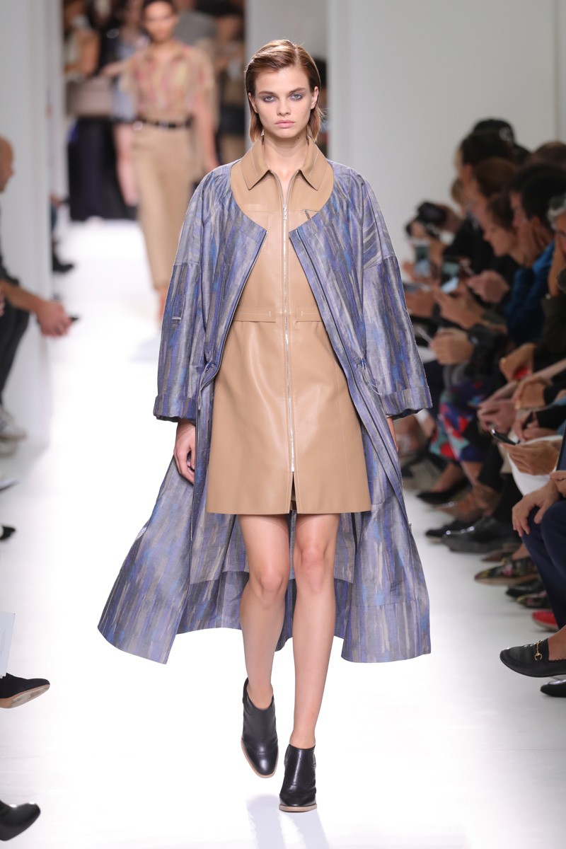 Hermès alia clássico atemporal da marca a desejos do momento | Desfiles ...
