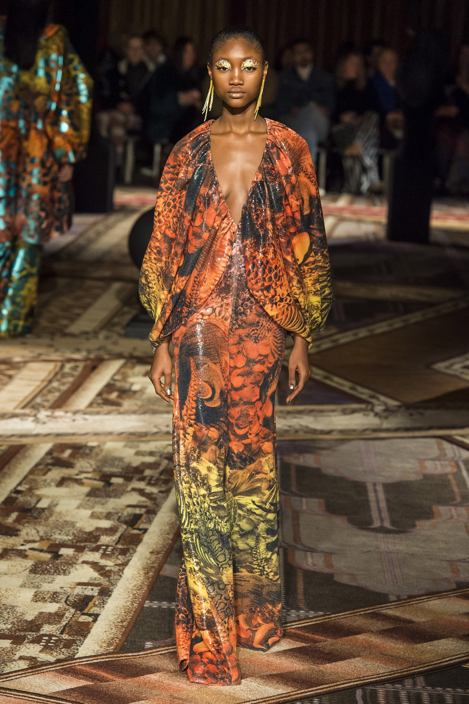 Halpern | Inverno 2019 | Londres | Desfiles | Vogue