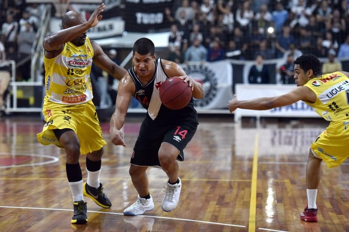 Decisivo, Robby Collum rechaça rótulo de herói e divide os méritos com ...