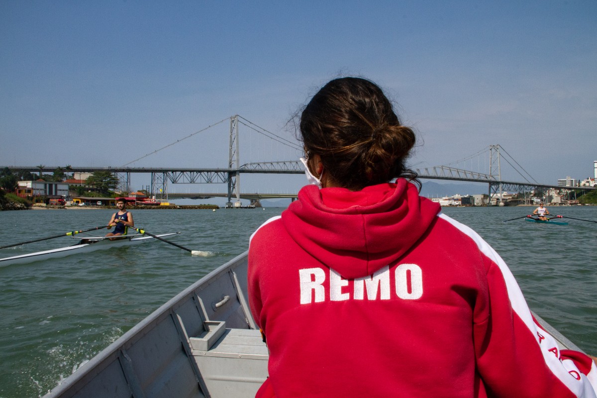 Clube de remo de Florianópolis tem técnica mais jovem do Brasil | sc | ge