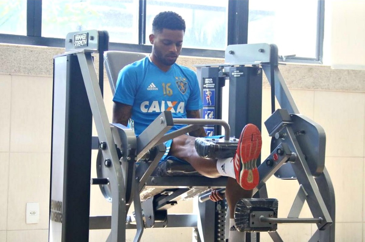 Com desgaste muscular, André desfalca treino do Sport | sport | ge