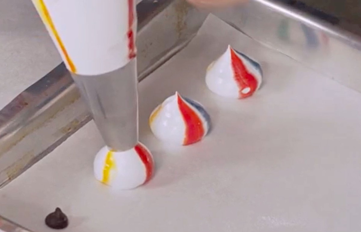 Suspiro colorido | Fazendo a Festa | Receitas