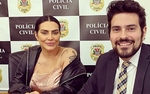 Cleo vai à polícia contra invasores de seu Instagram - Quem | QUEM News
