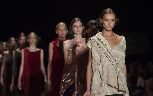 Foi dada a largada! Os destaques do primeiro dia do Rio Moda Rio ...