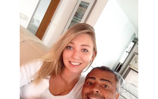 Dixie Pratt posa com Romário e se declara: "Dono do meu coração" - Quem ...