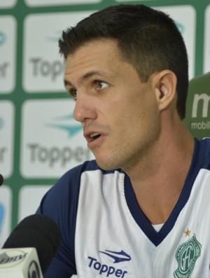 Barbieri põe Velo no mesmo nível de rivais e rejeita mudar muito o Guarani