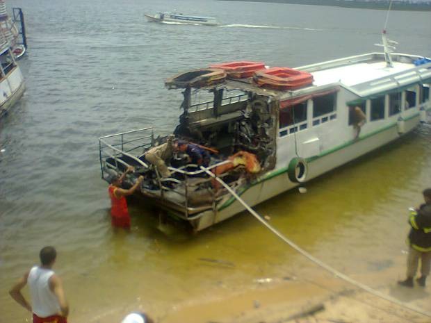 G1 - Mecânico tem metade do corpo queimado em explosão de barco ...