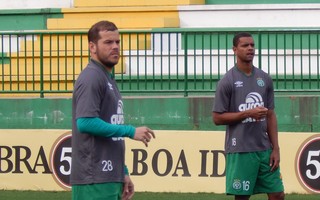 Jorginho testa formação com Bruno Rangel na frente e Timbó no meio ...