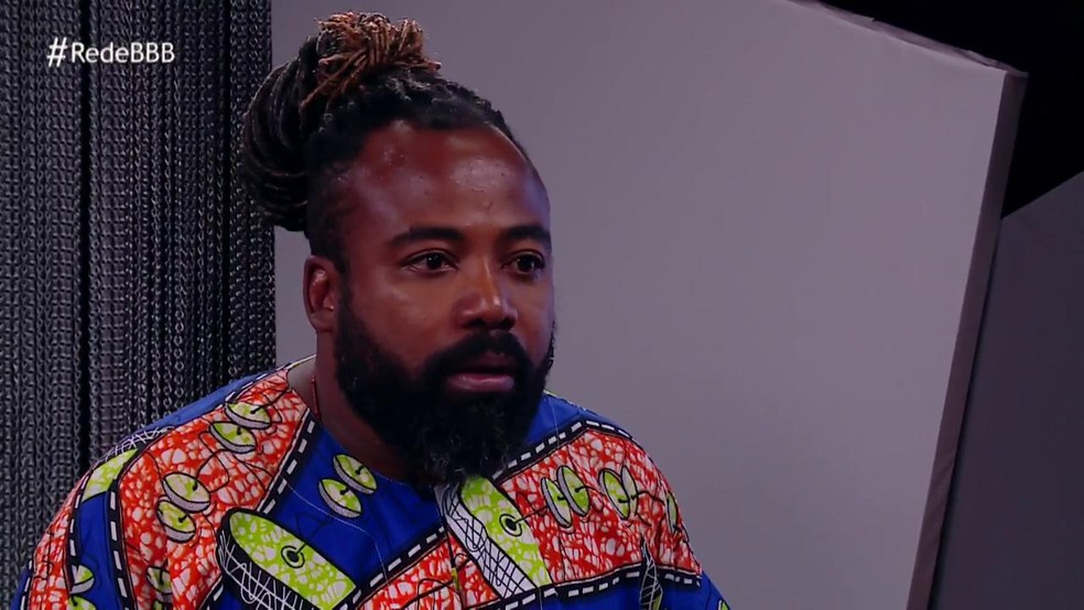 No Bate-Papo BBB, Rodrigo escolhe Carolina como maior jogadora: 'Se dá ...