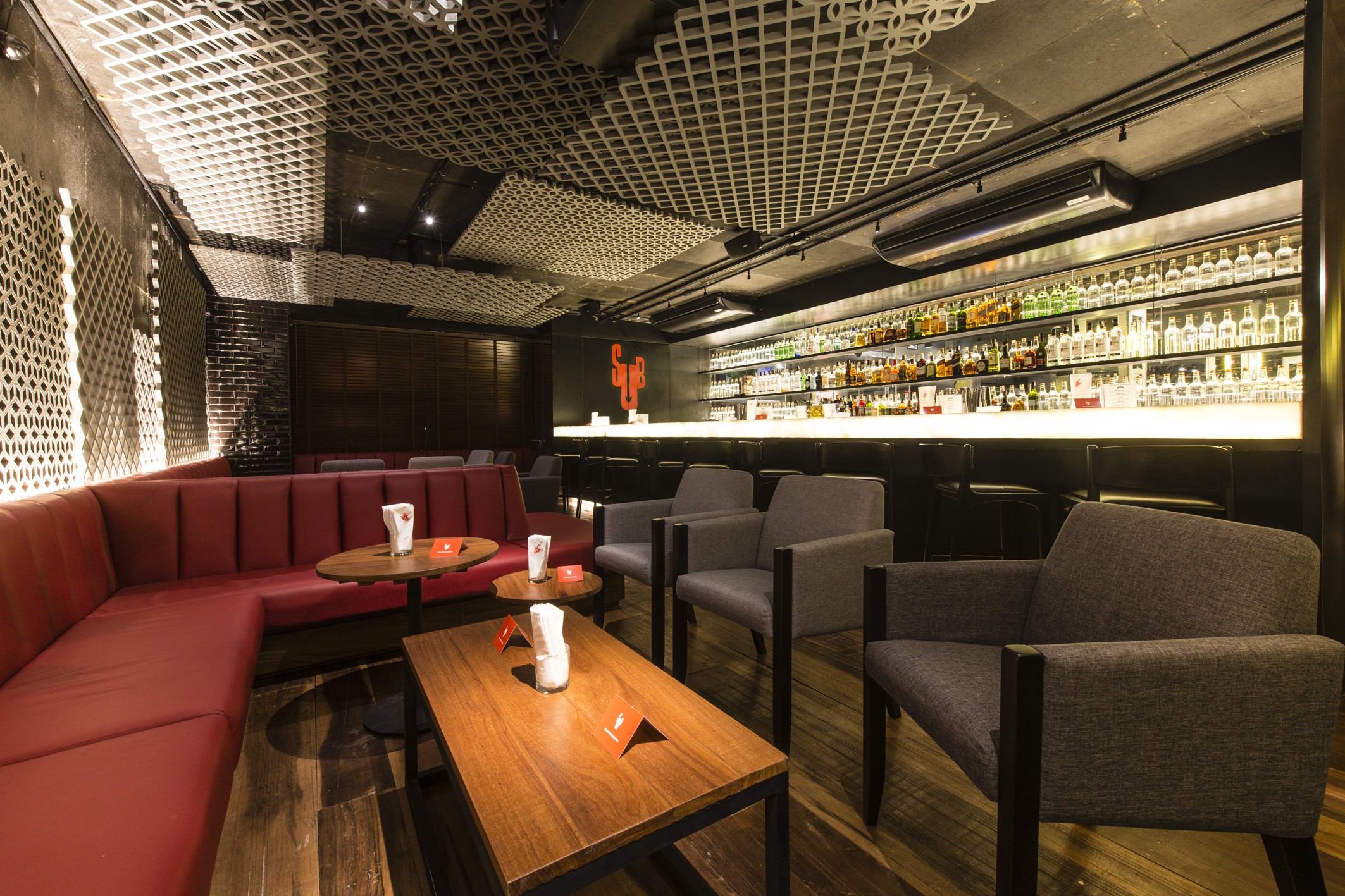 SubAstor: Melhor que um bar, só dois em um | Saideira - O Globo