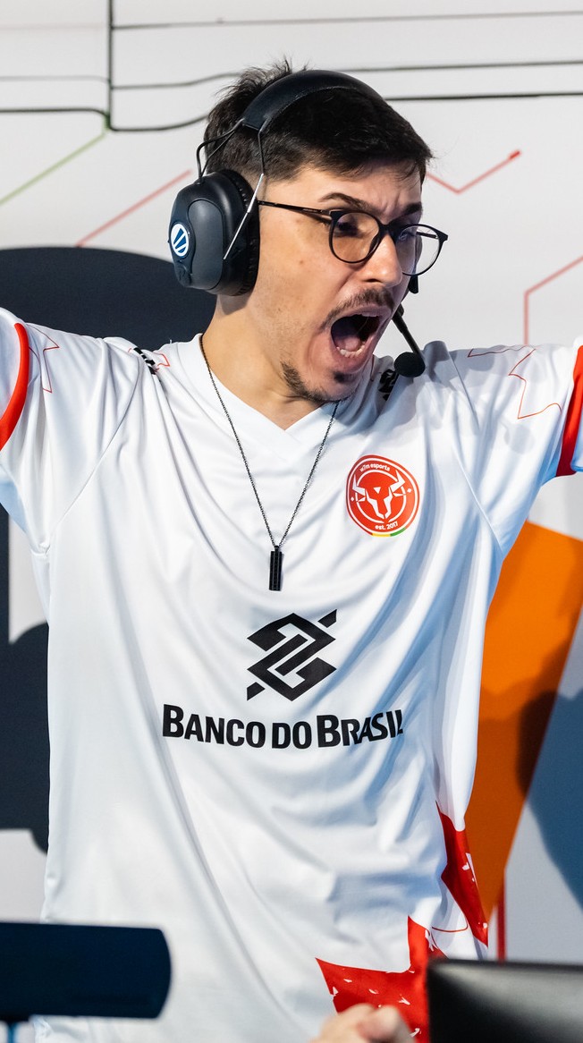 Six Invitational 2023: w7m é única brasileira a vencer na estreia ...