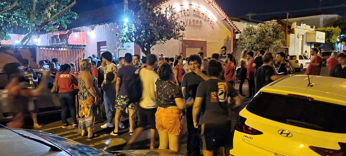 Moradores Comemoram Vitória De Lula Na Região Noroeste Paulista