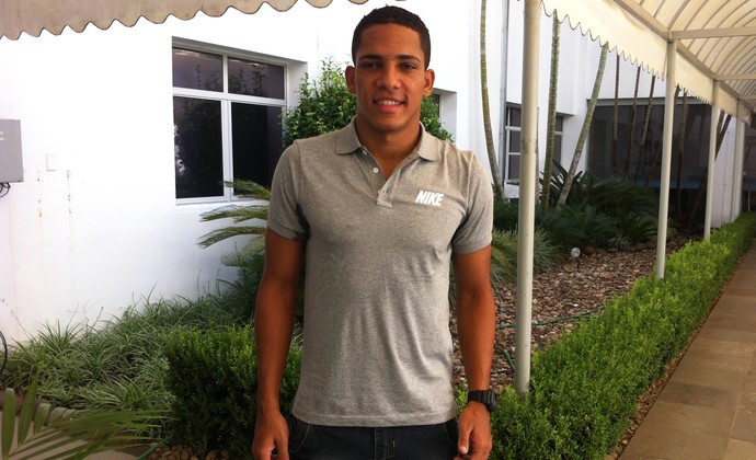 Gilberto aprova estreia em Gre-Nal e projeta novo Beira-Rio: 'Estou ...