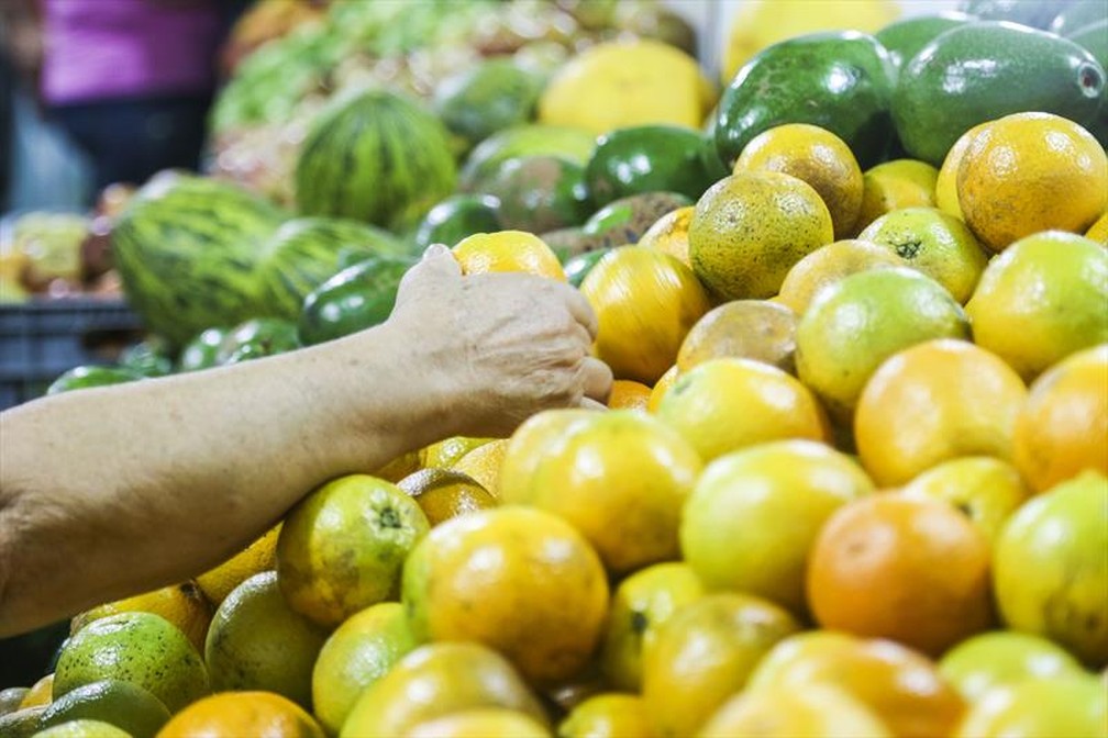 Quilo de frutas e verduras é vendido a R$ 1,79 na 'Quarta Mais Saudável ...