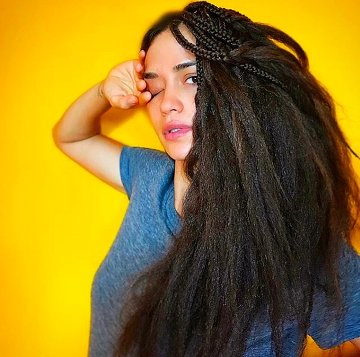 O new look ousado de Nanda Costa | Celebridades | vogue