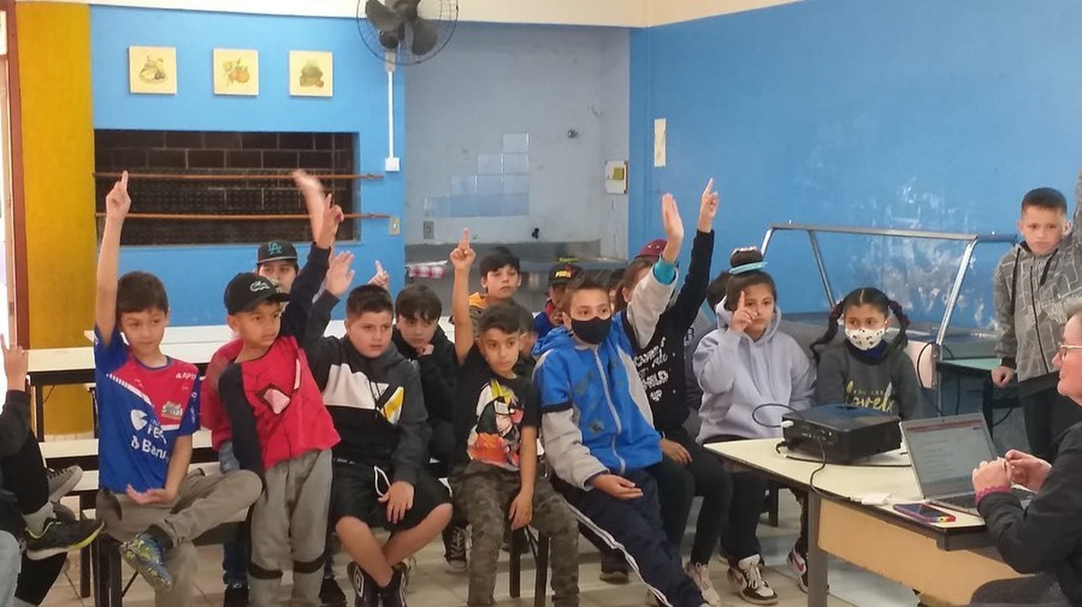 Duas escolas públicas brasileiras concorrem a título de melhores ...