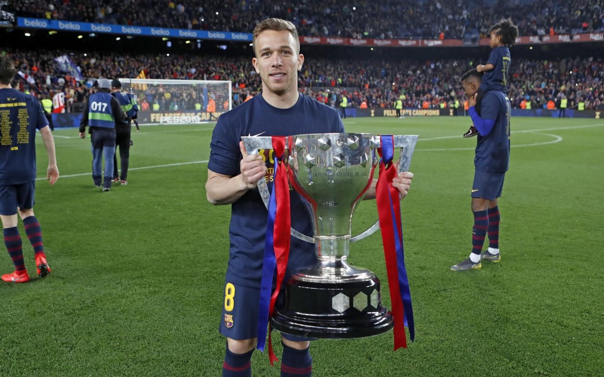 Título de Arthur pelo Barcelona deve render R$ 4 milhões ao Grêmio ...