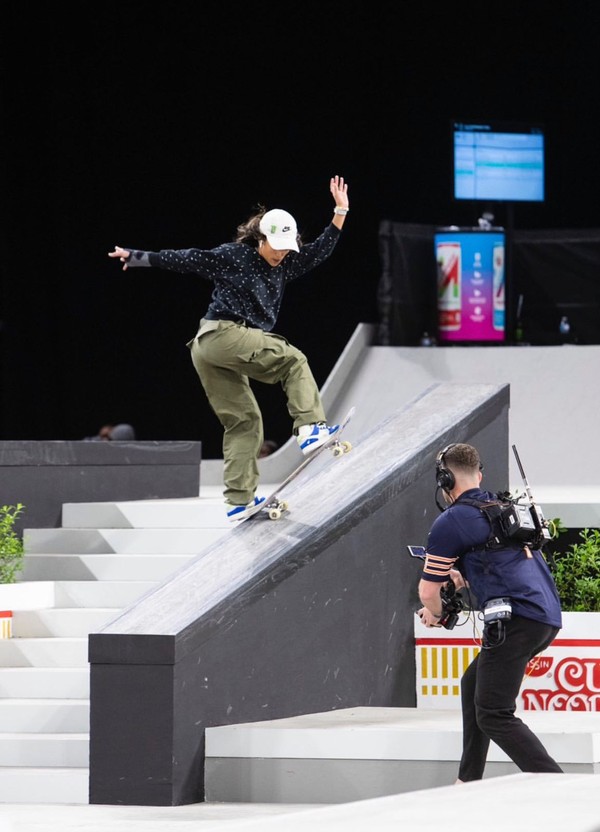 Jutuek: Rayssa Leal e Kelvin Hoefler são campeões da SLS em Chicago - Globo