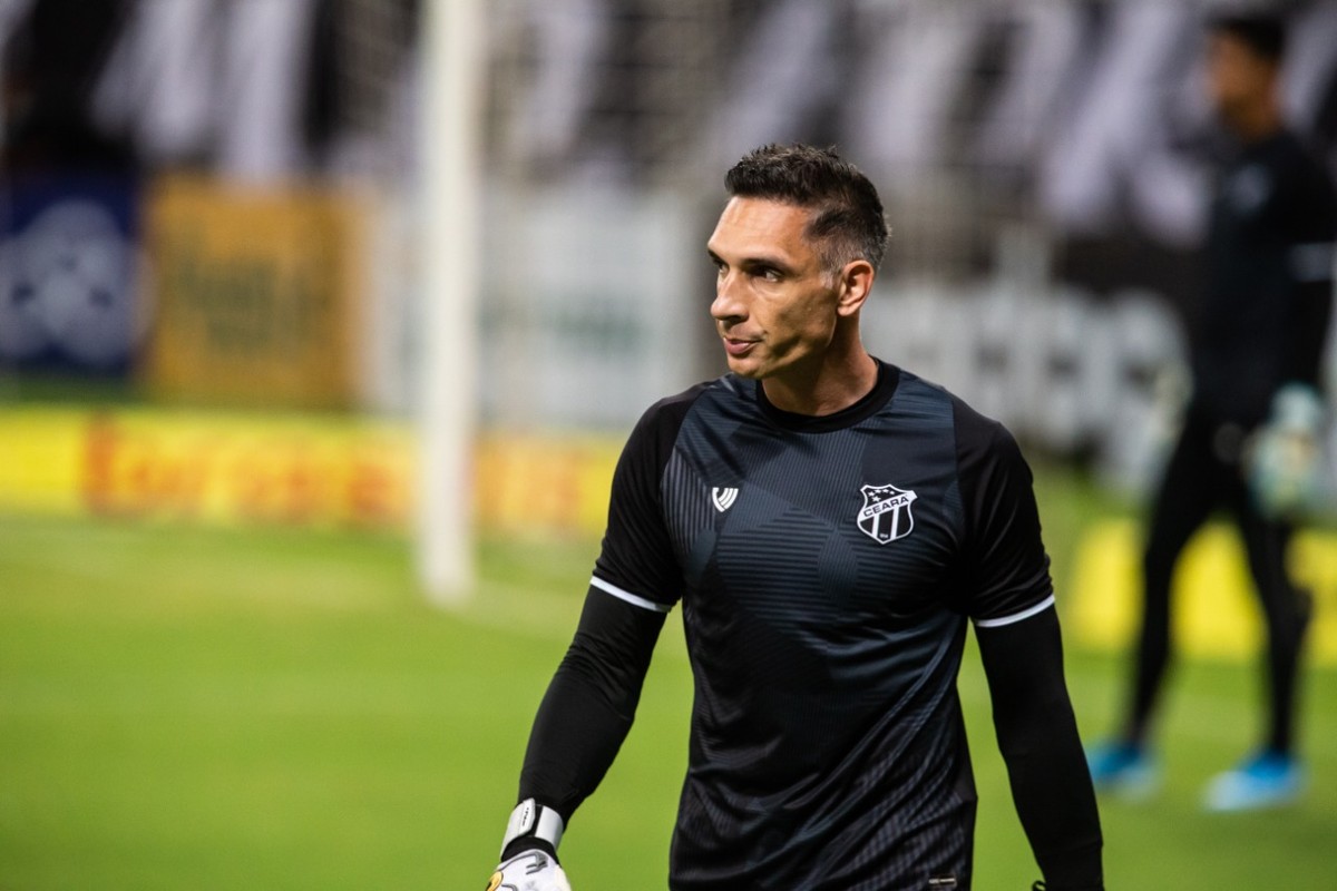 Ceará pode somar R$ 5,4 milhões caso supere Vitória pela Copa do Brasil ...