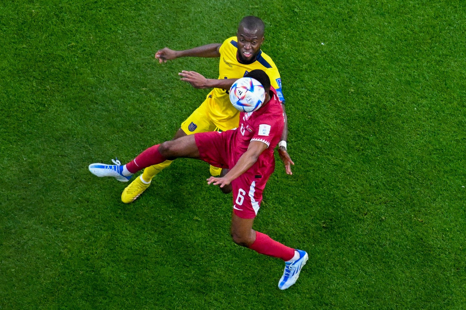 Enner Valencia: autor do primeiro gol da Copa fingiu lesão para evitar ...