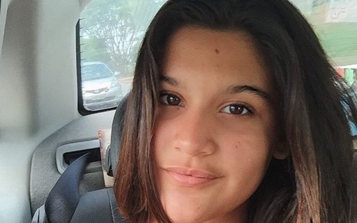 Giulia Costa posa sem maquiagem e conquista chuva de elogios - Quem ...