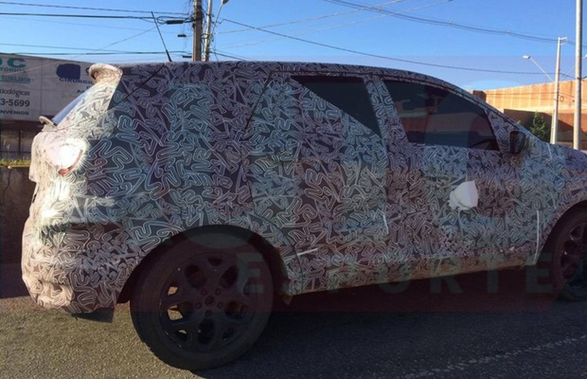 Flagrado em testes, novo Renault Captur chegará às lojas em 2017 ...