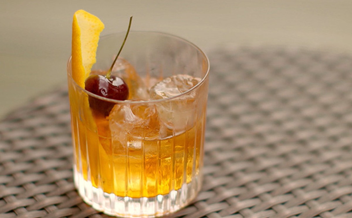 Drinque 'Old Fashioned' | Drinks e Bebidas | Receitas