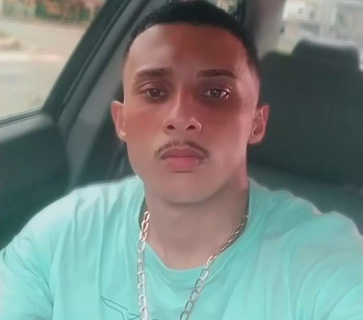Jovem é assassinado no bairro Caravelas, em Ipatinga | Vales de Minas ...