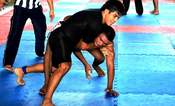 Com show de técnica, Copa Manaus de Grappling reúne 400 lutadores ...