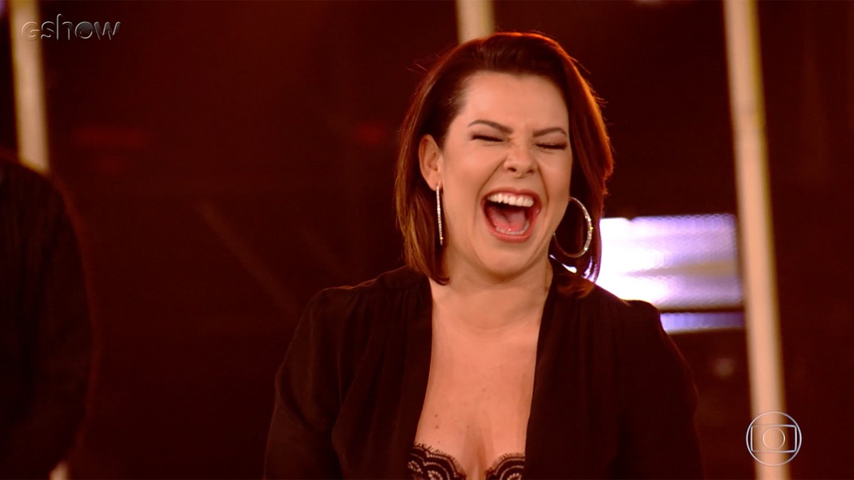 Fernanda Souza se diverte ao relembrar música sucesso de sua personagem ...