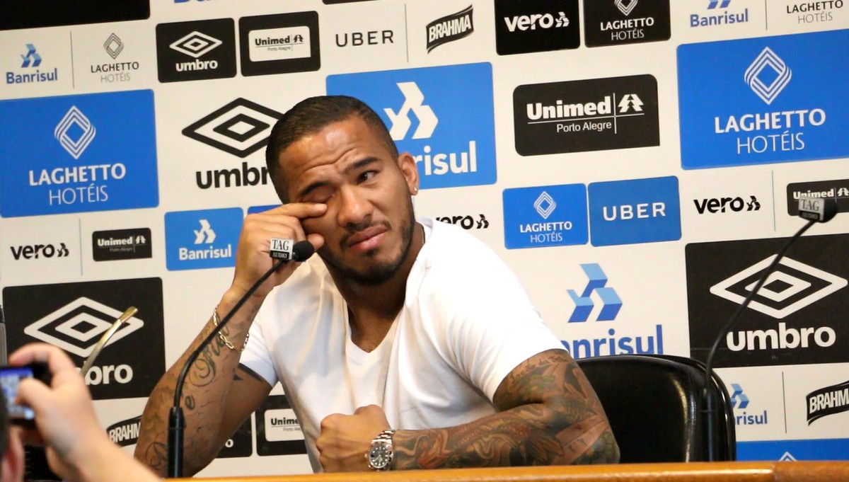 Jael se emociona e chora em despedida do Grêmio: "Cheguei sem ser ...