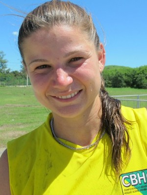 Ex-Avaí no futebol, capitã da seleção brasileira de hóquei quer ir à ...